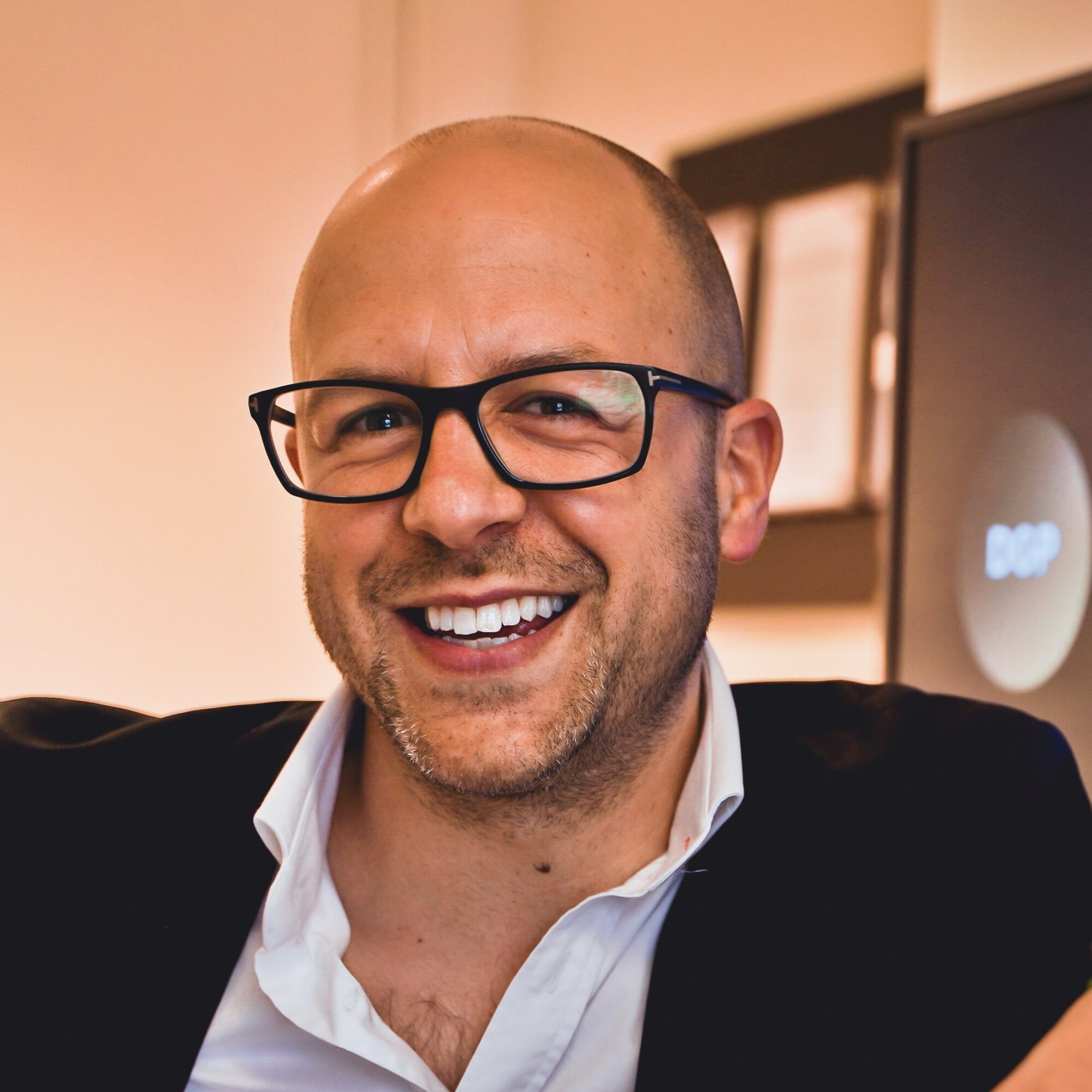 Dr Marcos White, Implantologist - Beyond Dental